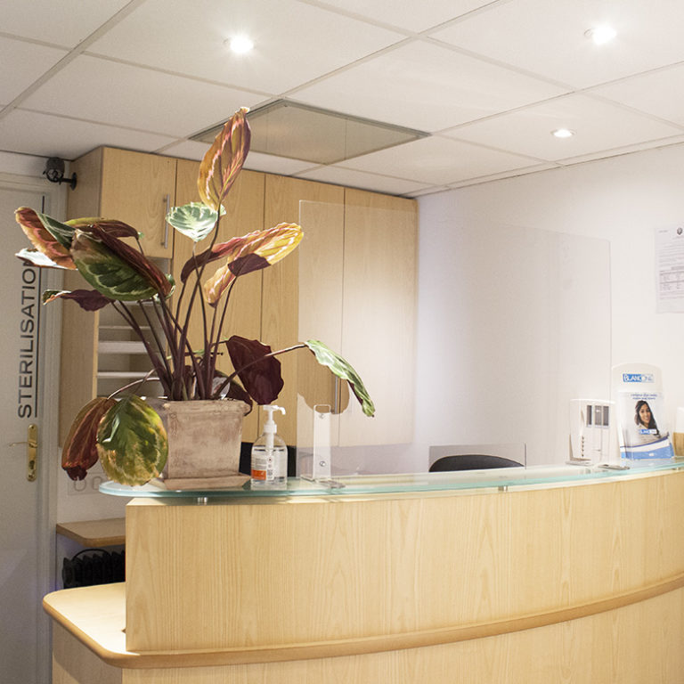 Dentiste Aix-en-Provence - Cabinet dentaire Dr Coquet et Dr Cerutti